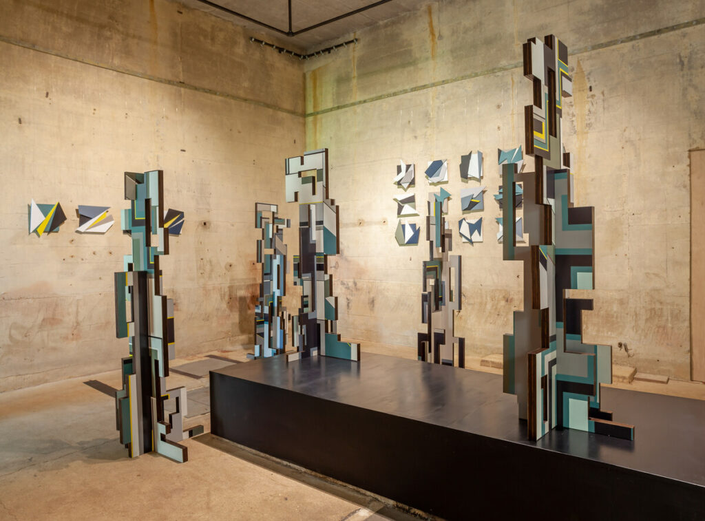 Artworks – Lisa Traxler